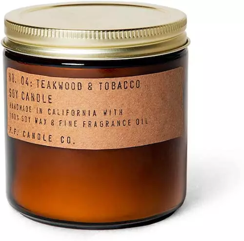 P.F. ທຽນໄຂ Teakwood & Tobacco Candle