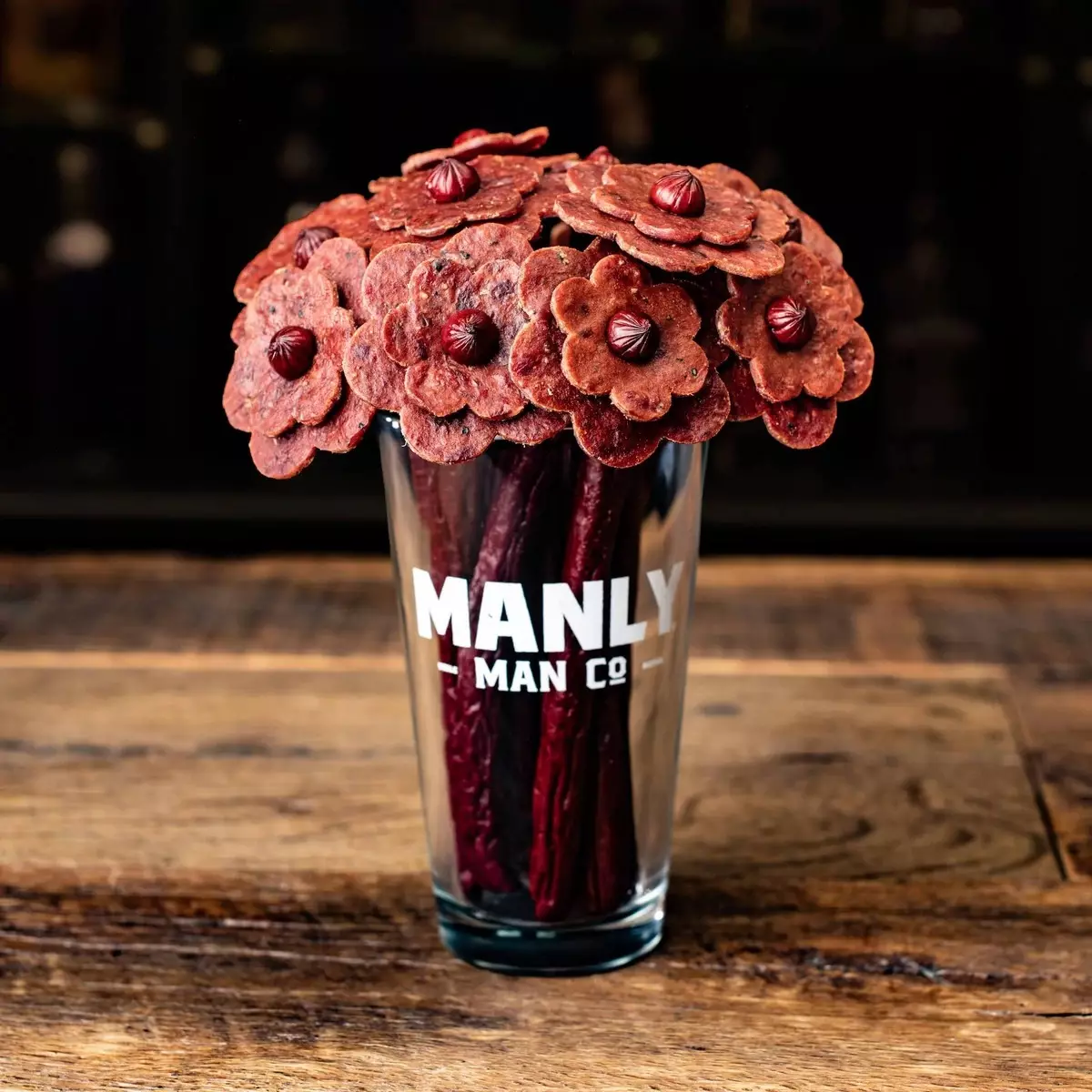 Букет цветов с вяленой говядиной Manly Man Co.