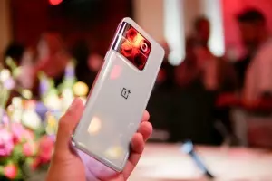 OnePlus 10T prvi pogled, najbolji pametni telefoni