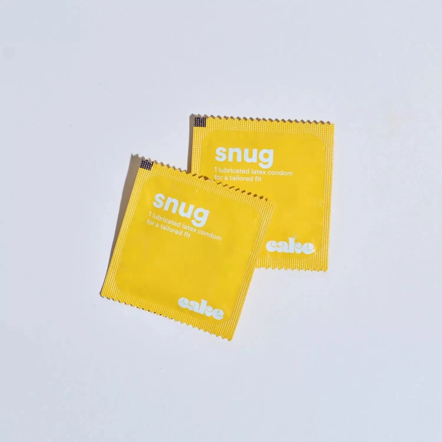 Cake Snug Condoms