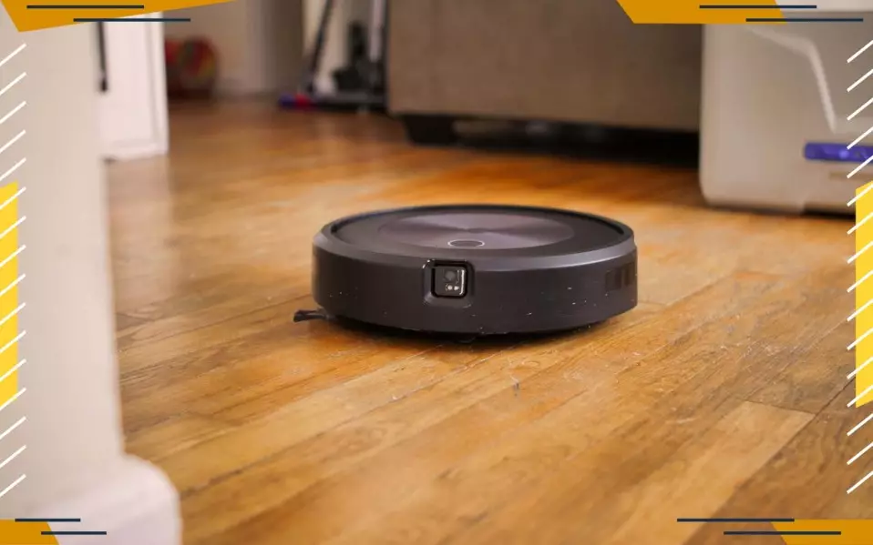 Qhov zoo tshaj plaws Roombas Review Roundup Featured