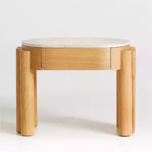 oválny drevený príručný stolík s úložným priestorom