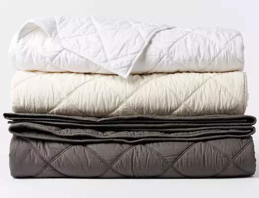 Coyuchi Inten-Stitched Katun Organik Comforter