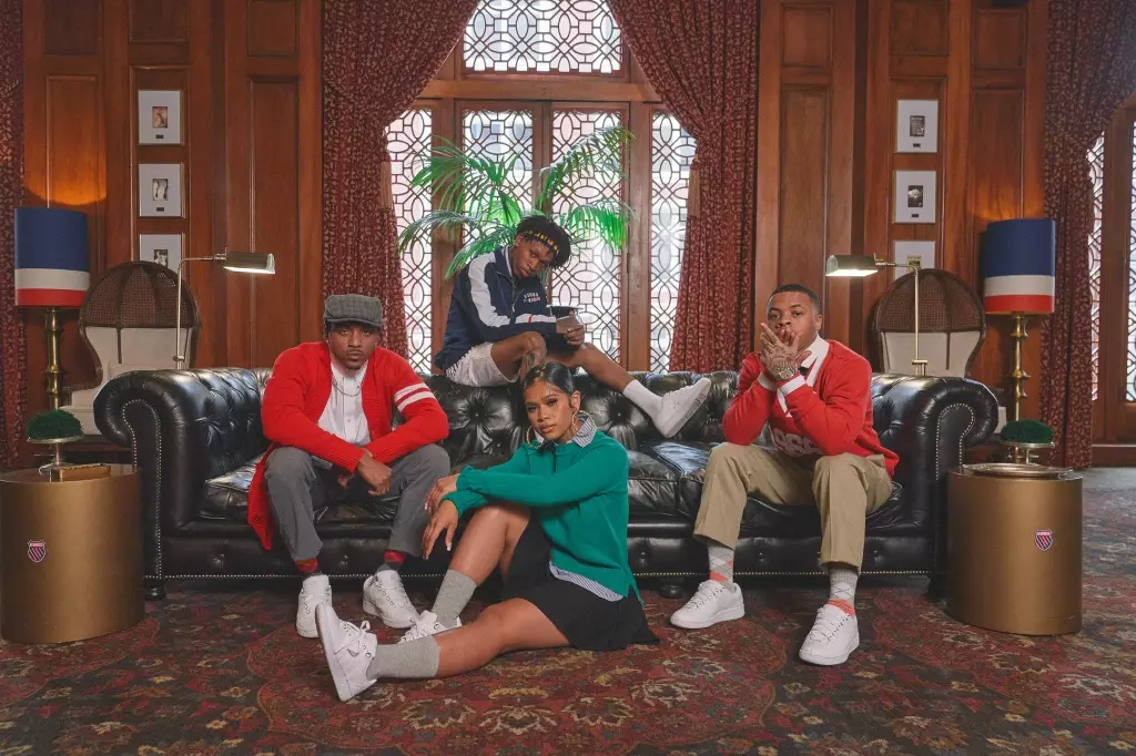 Mitch, Day Sulan, YG, Tay2xs och d3szn bär K-Swiss Classic LX Sneakers