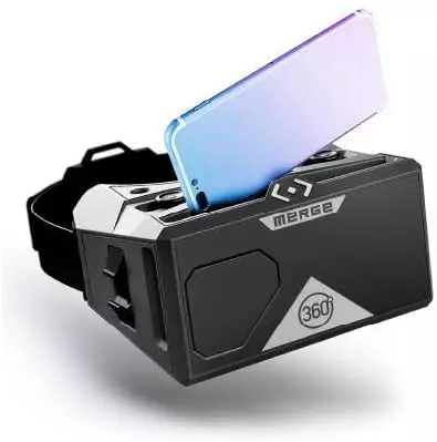 VR/AR 헤드셋 + 큐브 병합