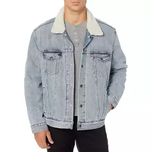 Levi’s Sherpa Lined Trucker Jacket, лучшая короткая дубленка