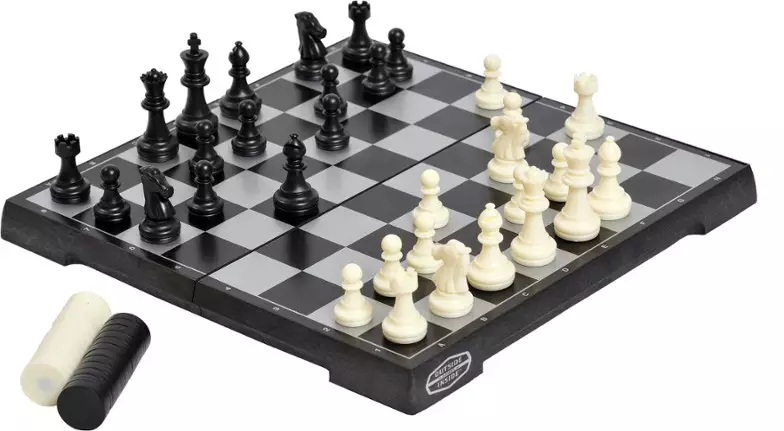 Barra Ġewwa Basecamp Chess/Checkers, settijiet taċ-ċess uniċi