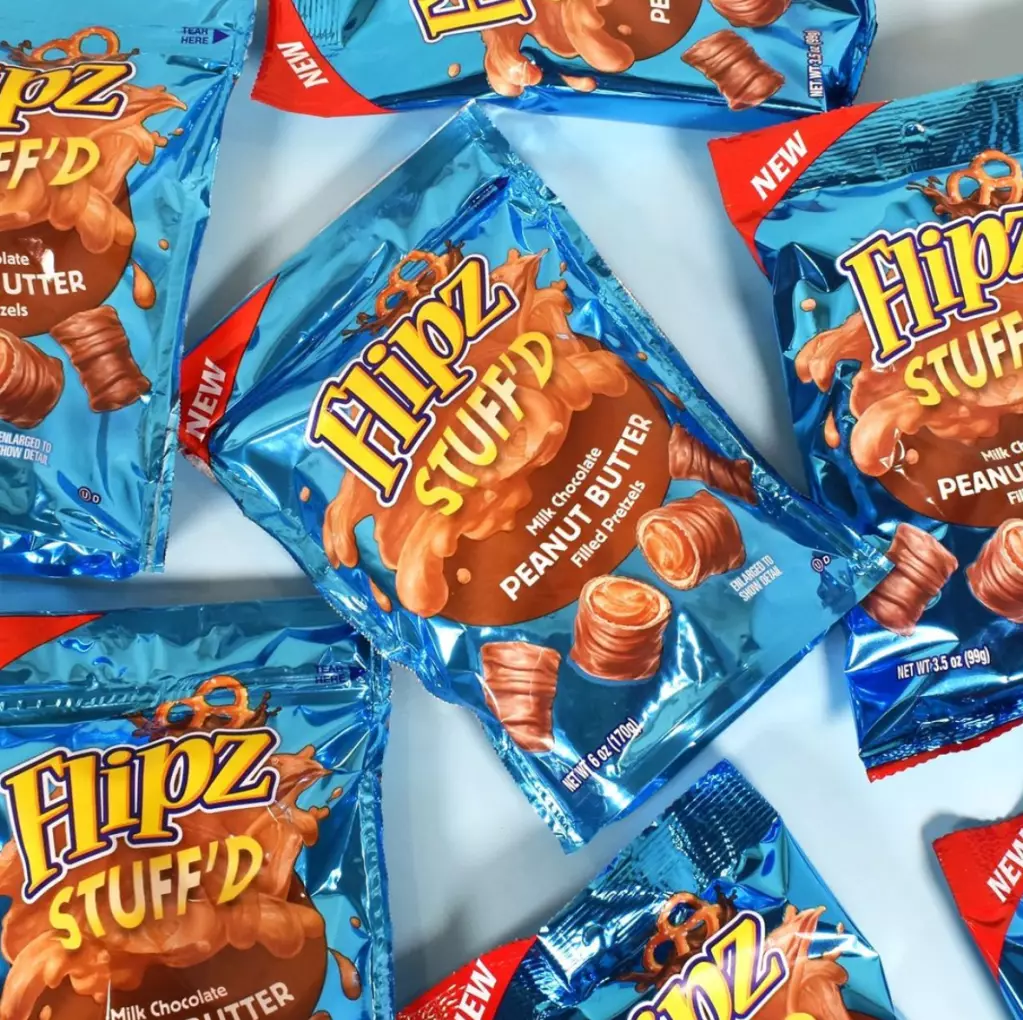 Flipz Stuff'D, melkchocolade pindakaas gevulde pretzels, bêste snack iten