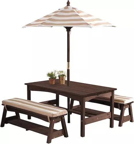 KidKraft 00 방석과 우산이 있는 야외 테이블과 벤치 세트