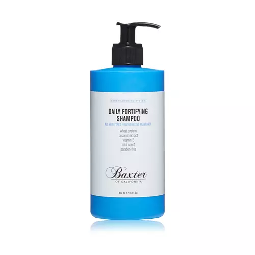 Botol biru Baxter of California Daily Fortifying Shampoo kanggo pria