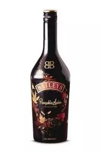 Halloween juomia kurpitsa mauste väkeviä cocktaileja Bailey's Irish Cream