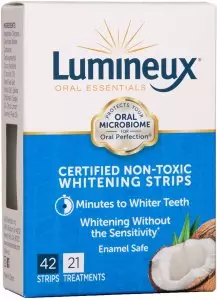 Lumineux Oral Essentials proužky na bělení zubů