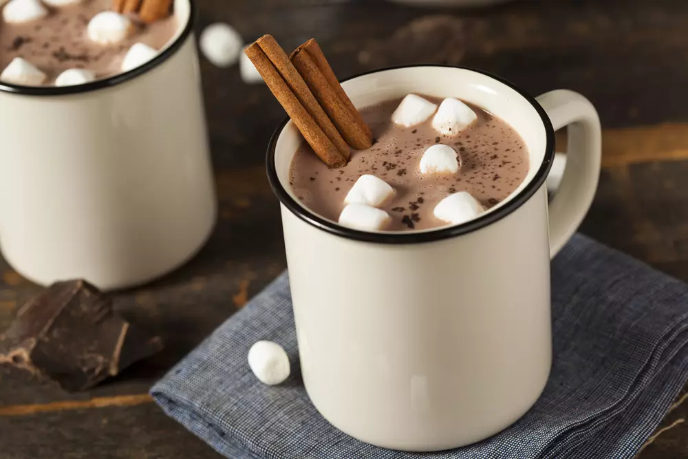 boozy hot chocolate, bêste winter cocktails