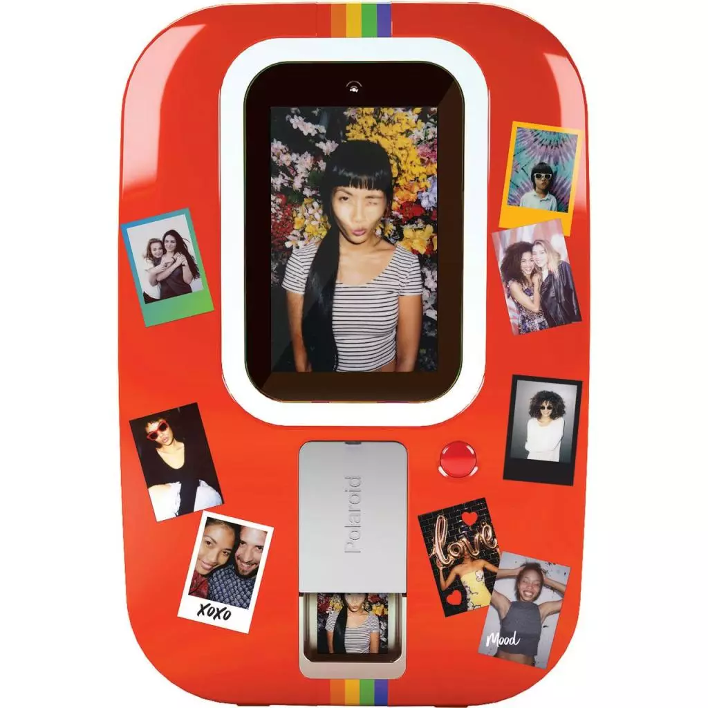 polaroid instant photo booth