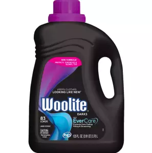 Detergent Woolite Darks, cum se spală blugii