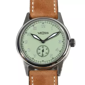 Rencontrez l'entrepreneur horloger qui a passé la dernière décennie à fabriquer méticuleusement des montres à la main 566_5