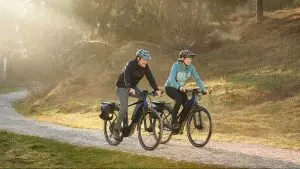 e bikes couple trail