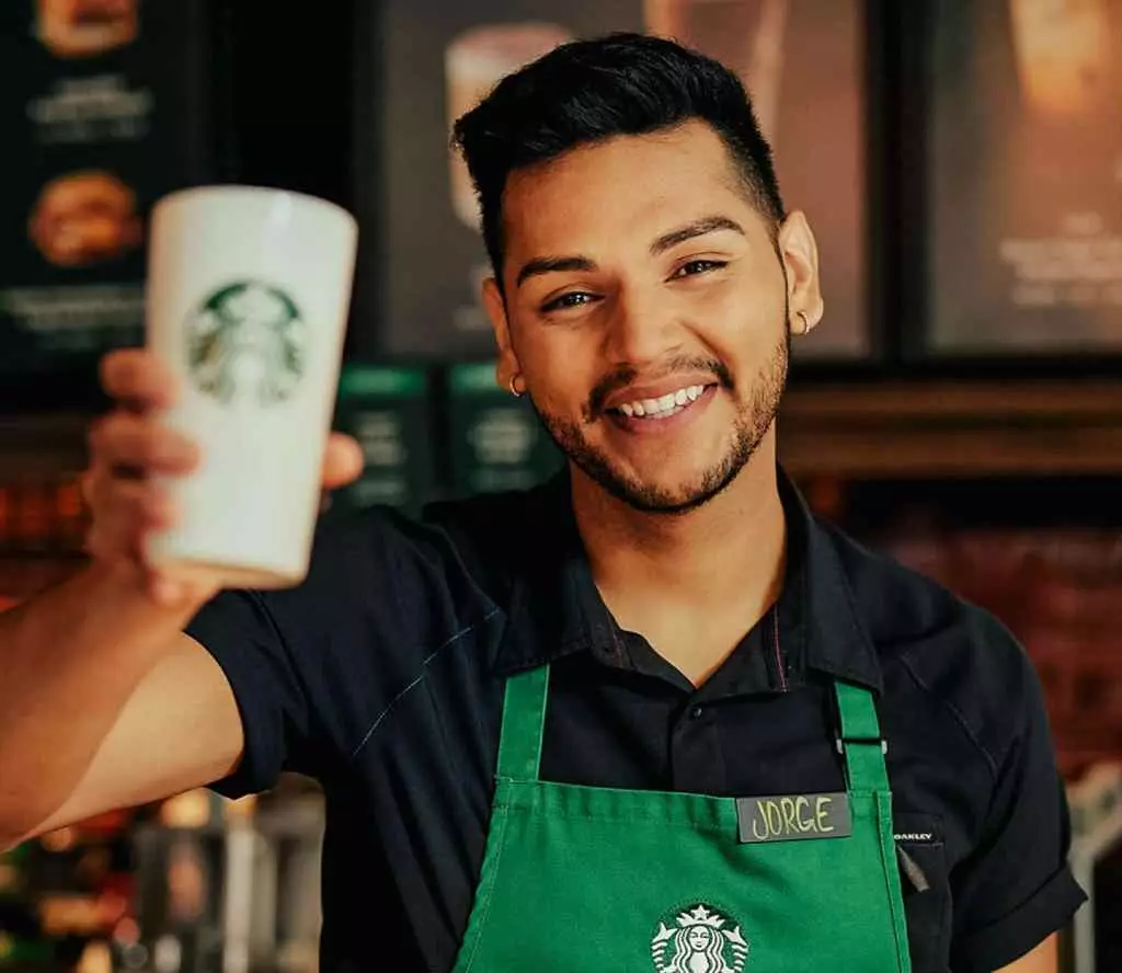 giorno del caffè del server Starbucks