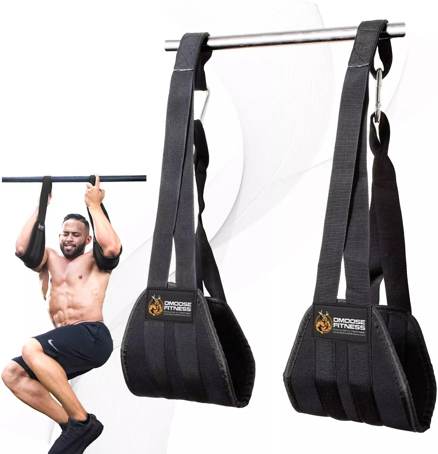 Čovjek koji koristi DMoose Fitness viseće trbušne trake za trbušnjake