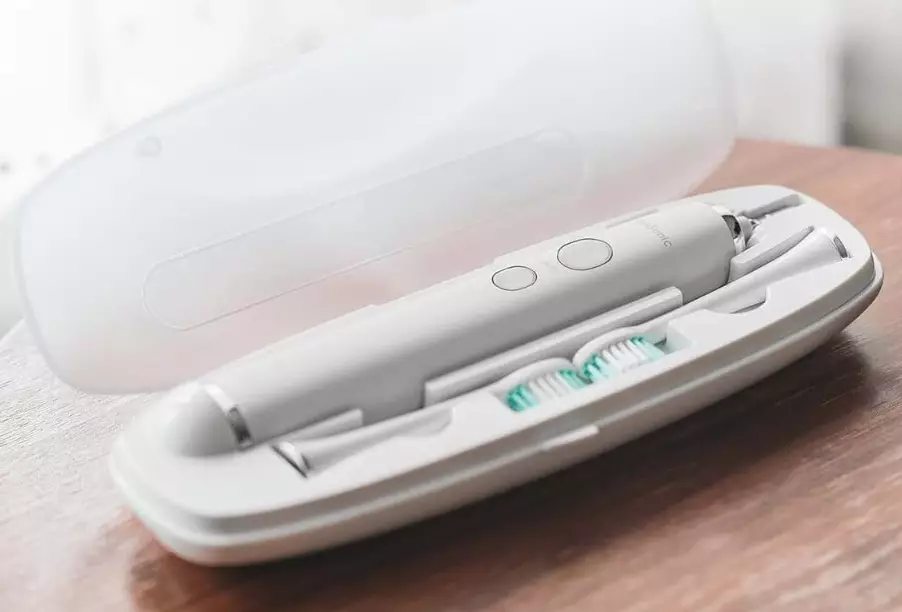 AquaSonic Vibe Series Ultra Whitening သွားတိုက်တံ