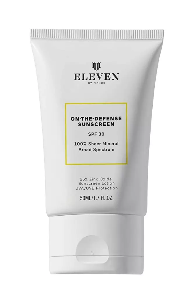 Venus Williams 的 EleVen On-The-Defense 天然防晒霜 SPF 30，适合易长粉刺的皮肤的最佳防晒霜