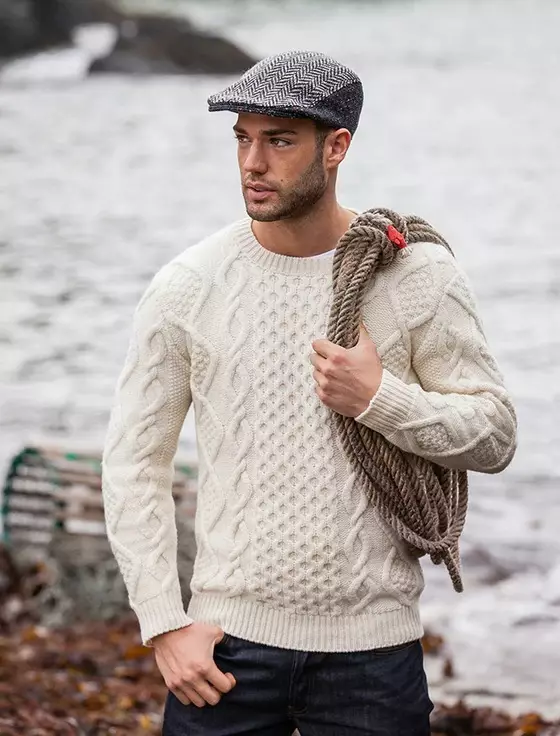Aran-džemperis-market-aran-Cabled-Zvejnieka-džemperis gandrīz baltā krāsā