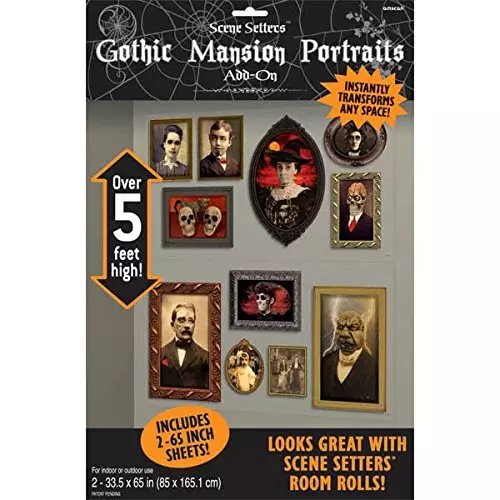 geriausios pigios Helovino dekoracijos – Gothic Mansion Portraits Scene Setters