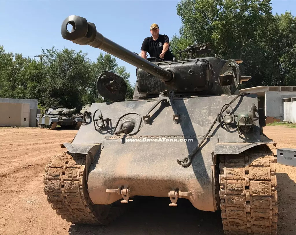 tanki ülevaatust sõitma