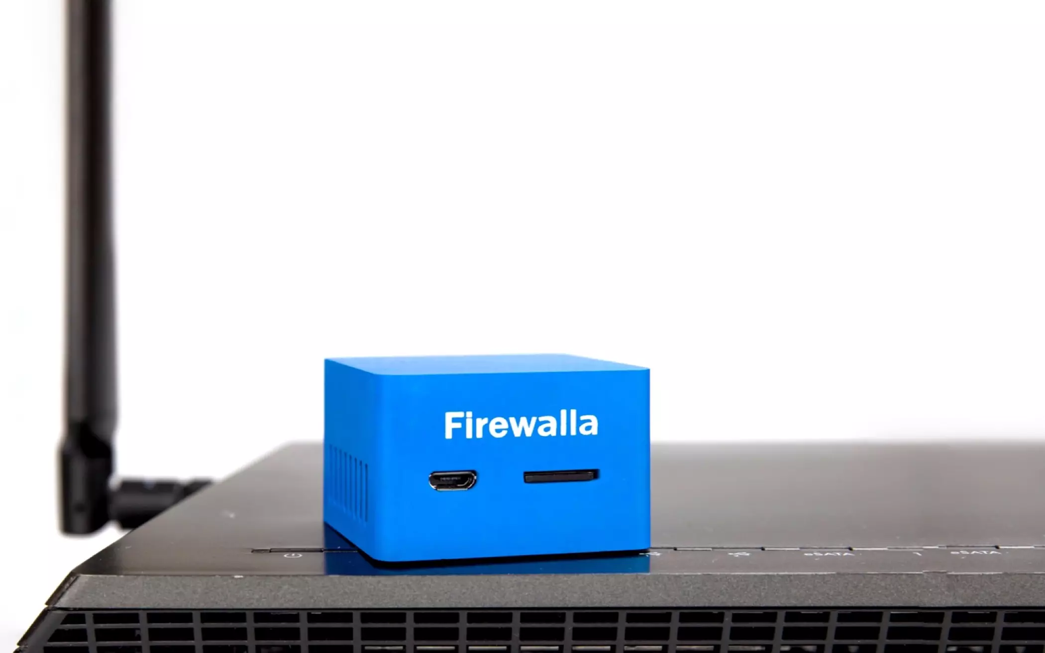 ពិនិត្យឡើងវិញ៖ Firewalla Blue បិទបណ្តាញ WiFi នៅផ្ទះរបស់អ្នក។ 6763_2