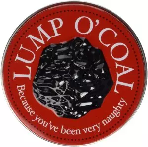 Candy Tin Lump O Coal Гумка ў форме вугалю