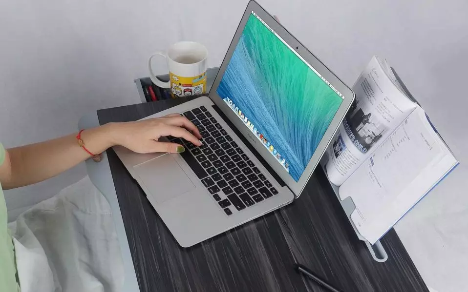 Mini Laptop Desk
