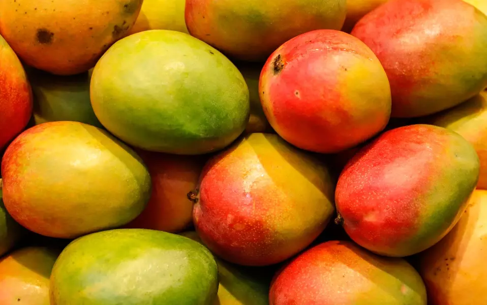 как да нарежете манго
