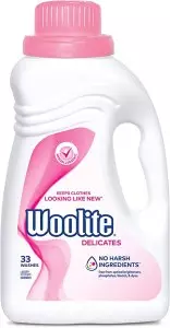Cómo lavar la ropa a mano Woolite Delicates Liquid