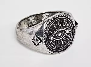 ASOS Reclaimed Vintage inspirisan prsten sa pečatom za oči