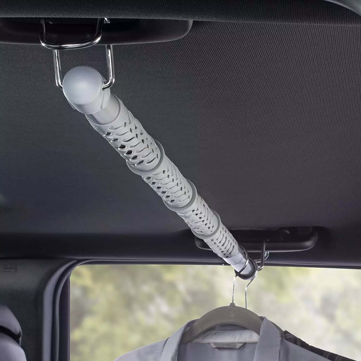 High Road Heavy Duty rozšiřitelná tyč na věšák na oblečení do auta