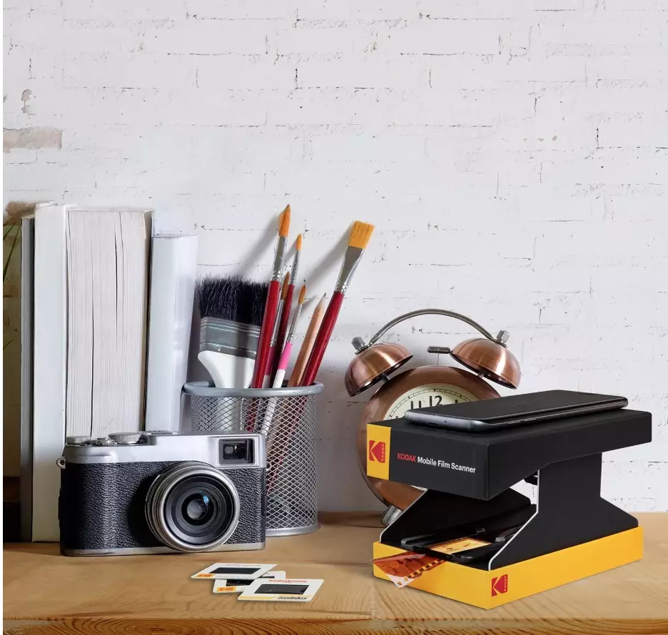 Kodak mobile film scanner