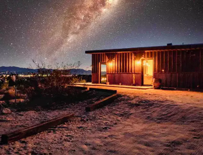 The Best Desert Retreats på Airbnb erbjuder en avskild vistelse med underbar utsikt