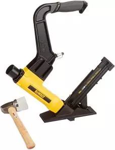 Clavadora para pisos DeWalt