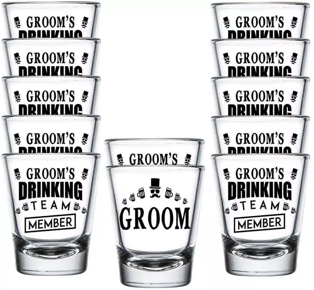 Mga Shot Glasses ng Miyembro ng Drinking Team ng Shop4Ever Groom at Groom