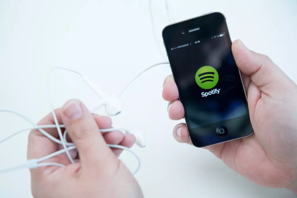 Spotify vs Apple Music: Cén Aip Sruthaithe Ceoil is Fearr Duitse? 8118_10