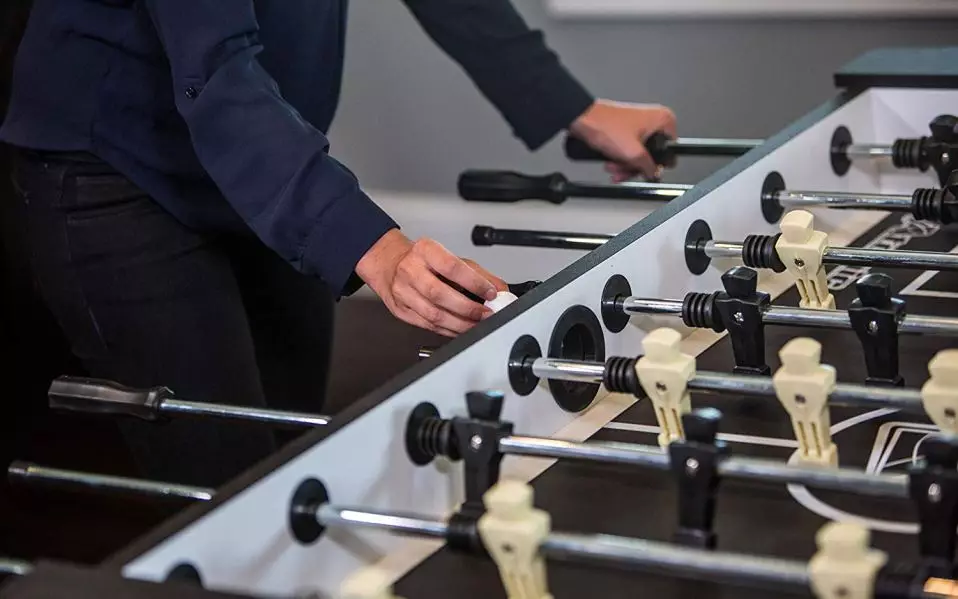 tebụl foosball kacha mma