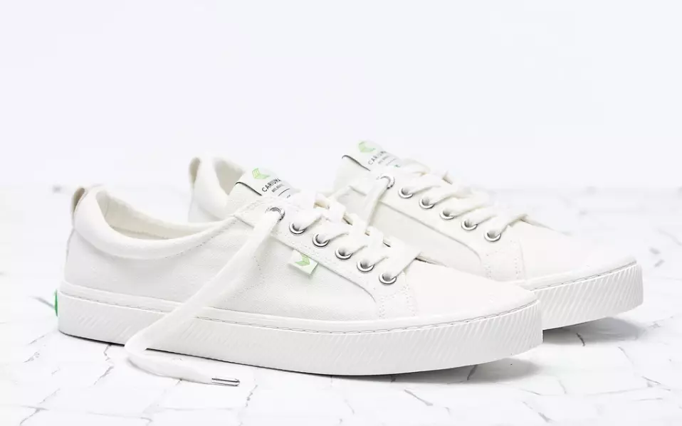 Cariuma sneakers ekologikoak