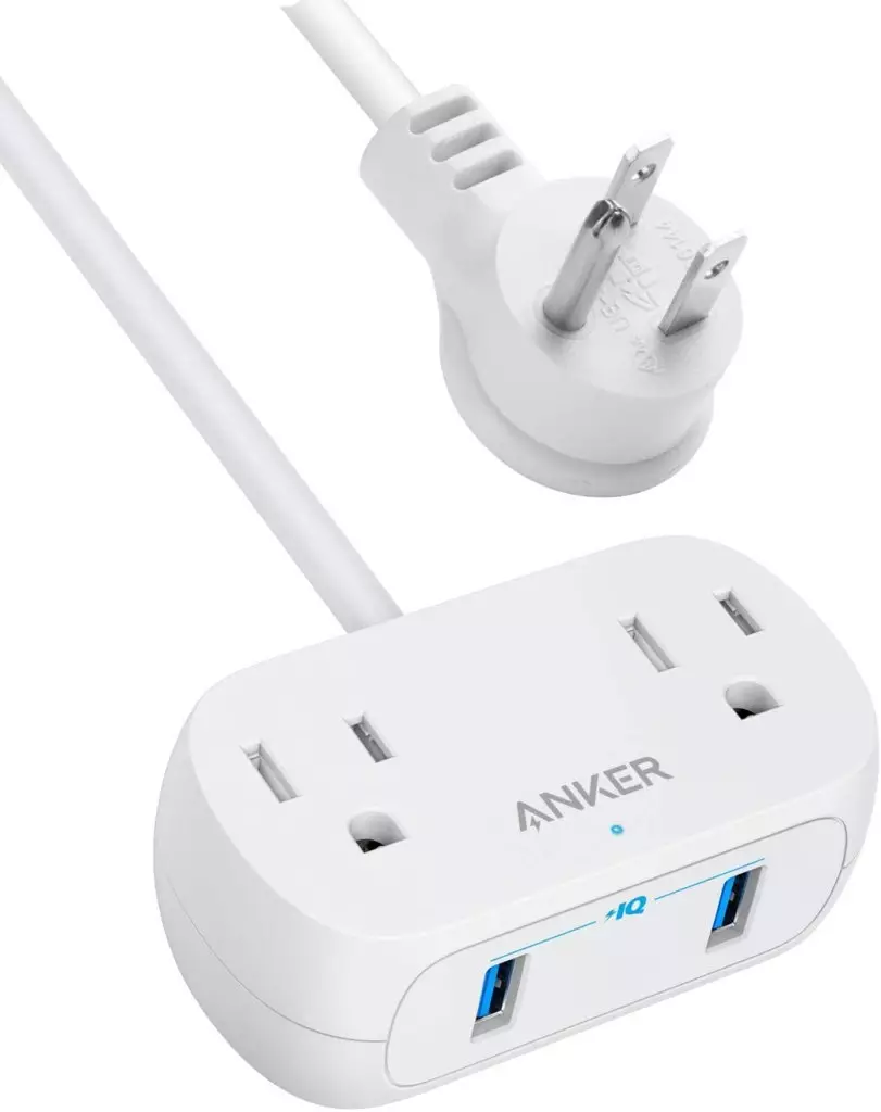 I-Anker-Power-strip-with-USB-PowerExtend