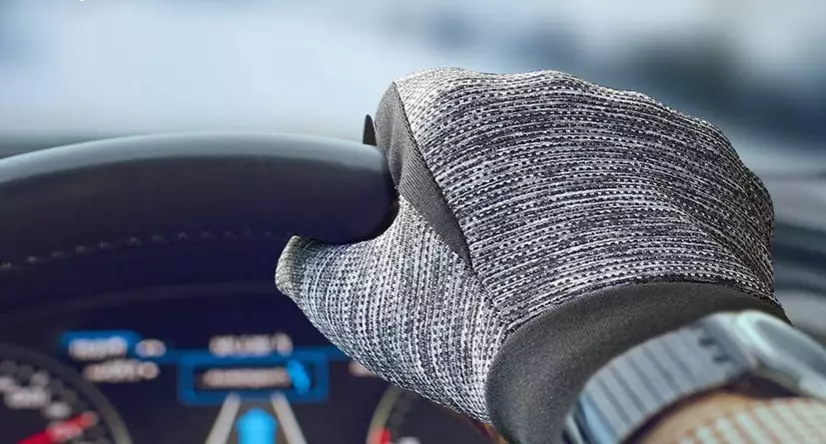 Uitgelichte afbeelding voor rijden met handschoenen