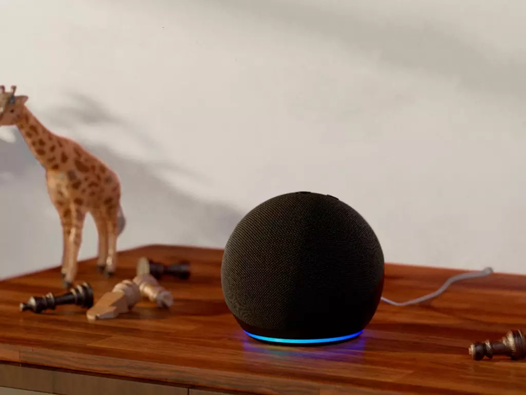 I-Amazon Echo Dot Gen 4