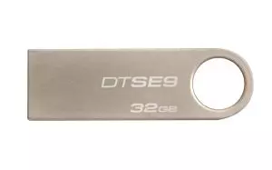 Kingston Flash Drive