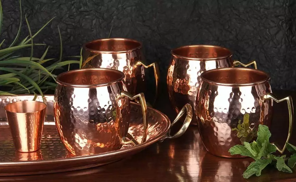 Copper Mug ຮູບພາບທີ່ໂດດເດັ່ນ