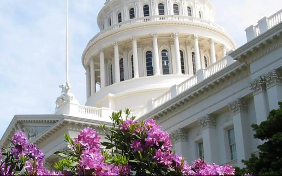 Vieraile Sacramento State Capitolissa