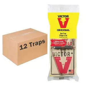 Victor Rat Trap традыцыйныя пасткі на белым фоне