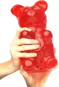 Waxyaabaha ugu yaabka badan ee orso amazon giant gummy bear